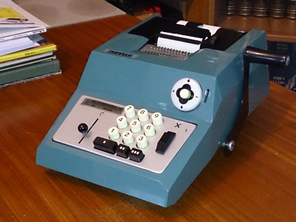 Il regolo calcolatore e l’epopea dei bimbiminkia – il contadino di montagna